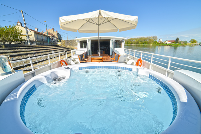 French Hotel Barge FINESSE Photos | Barging Cruises in Burgundy France ...